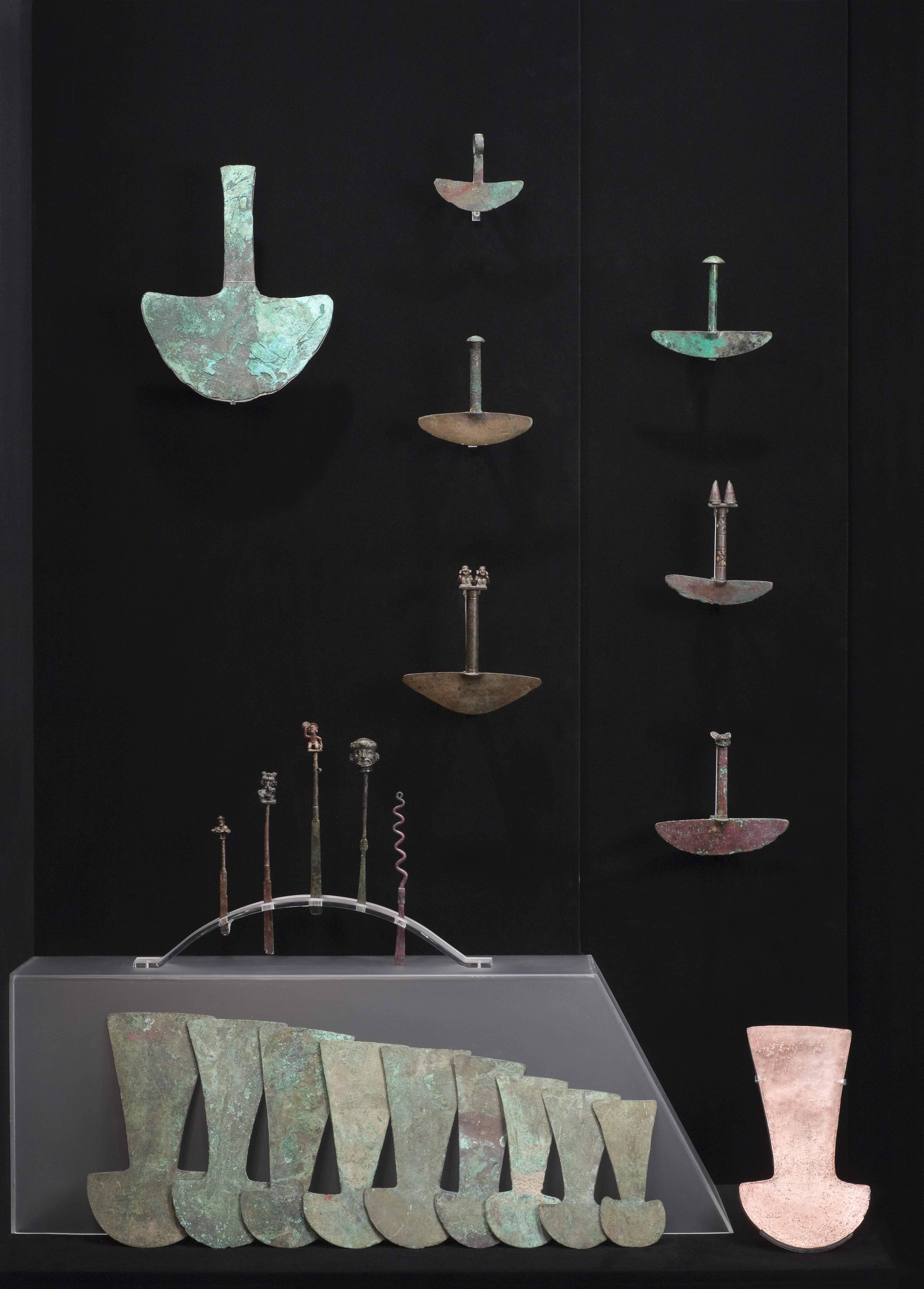 Ceremonial Knives or Tumis – Museo Larco